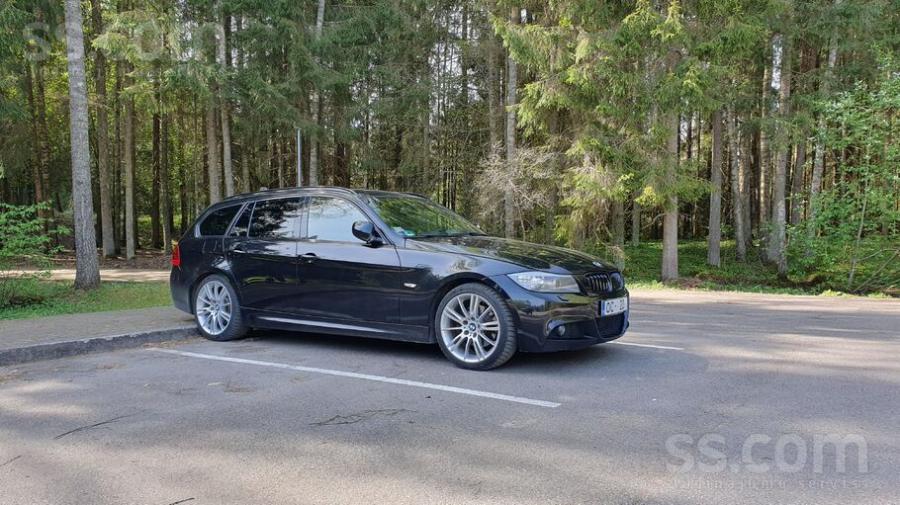 Black BMW 320 2011 in Riga, with an engine capacity of 2.00 L and mileage of 310 thousand km for 6950 €, photo 18 on AUTOMOTO.COM.LV