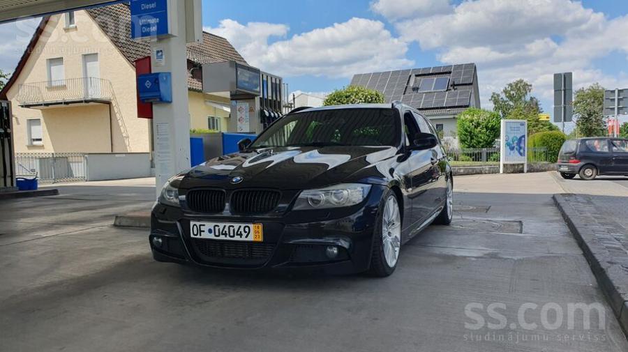 Black BMW 320 2011 in Riga, with an engine capacity of 2.00 L and mileage of 310 thousand km for 6950 €, photo 21 on AUTOMOTO.COM.LV