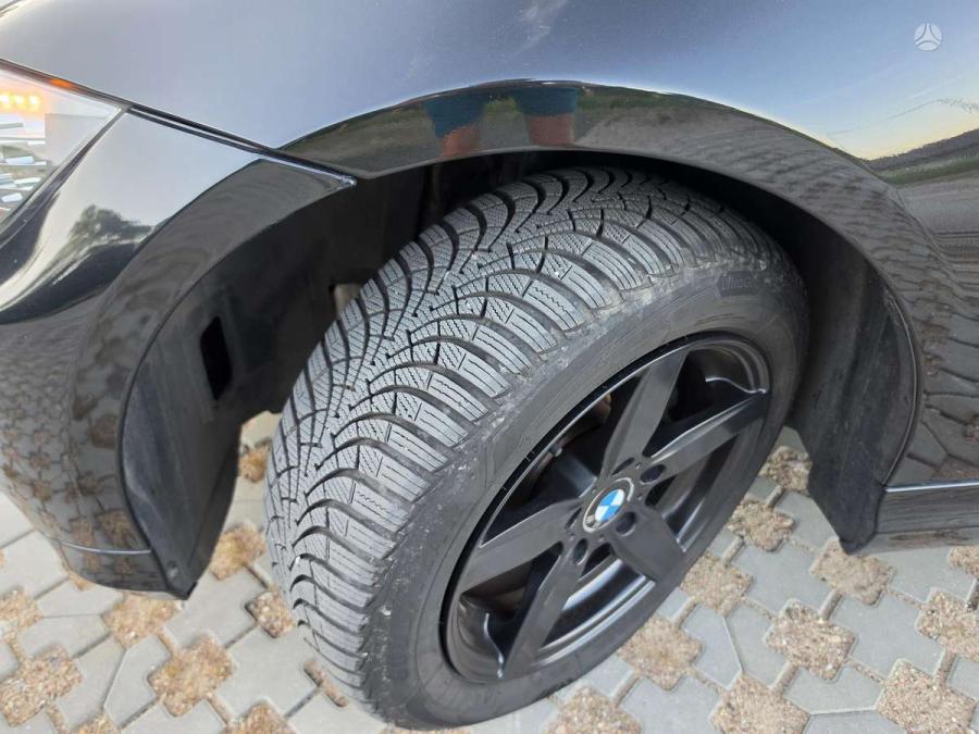 Melns BMW 320 2011 Prienai, ar dzinēja tilpumu 2.00 L un nobraukumu 205 tūkst. km par 3899 €, foto 14 vietnē AUTOMOTO.COM.LV