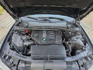 Melns BMW 320 2011 Prienai, ar dzinēja tilpumu 2.00 L un nobraukumu 205 tūkst. km par 3899 €, foto 15 vietnē AUTOMOTO.COM.LV