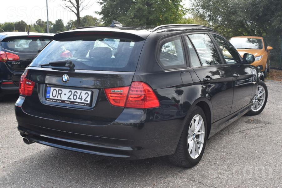 Melns BMW 320 2011 Kuldīga, ar dzinēja tilpumu 2.00 L un nobraukumu 0 tūkst. km par 7350 €, foto 3 vietnē AUTOMOTO.COM.LV