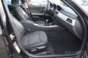 Melns BMW 320 2011 Kuldīga, ar dzinēja tilpumu 2.00 L un nobraukumu 0 tūkst. km par 7350 €, foto 7 vietnē AUTOMOTO.COM.LV