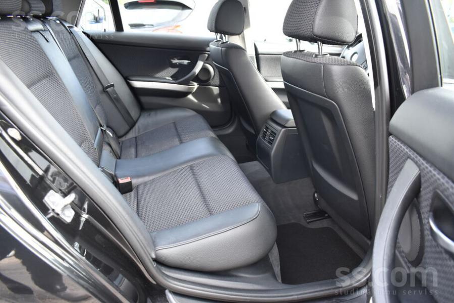 Melns BMW 320 2011 Kuldīga, ar dzinēja tilpumu 2.00 L un nobraukumu 0 tūkst. km par 7350 €, foto 8 vietnē AUTOMOTO.COM.LV