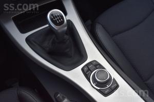 Melns BMW 320 2011 Kuldīga, ar dzinēja tilpumu 2.00 L un nobraukumu 0 tūkst. km par 7350 €, foto 11 vietnē AUTOMOTO.COM.LV