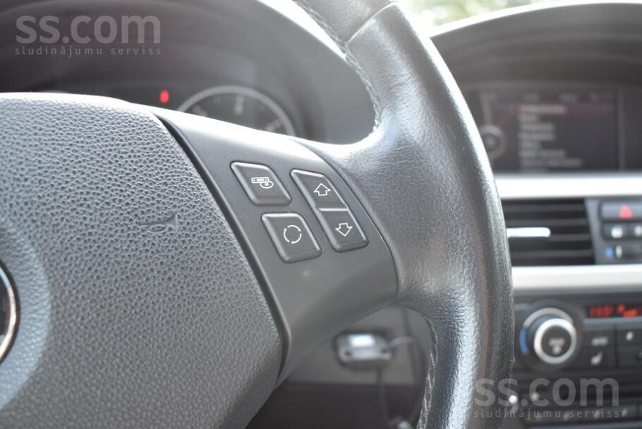 Melns BMW 320 2011 Kuldīga, ar dzinēja tilpumu 2.00 L un nobraukumu 0 tūkst. km par 7350 €, foto 18 vietnē AUTOMOTO.COM.LV