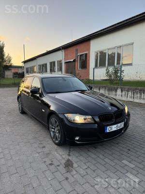 Melns BMW 320 2011 Tukums, ar dzinēja tilpumu 2.00 L un nobraukumu 333 tūkst. km par 5950 €, foto 1 vietnē AUTOMOTO.COM.LV