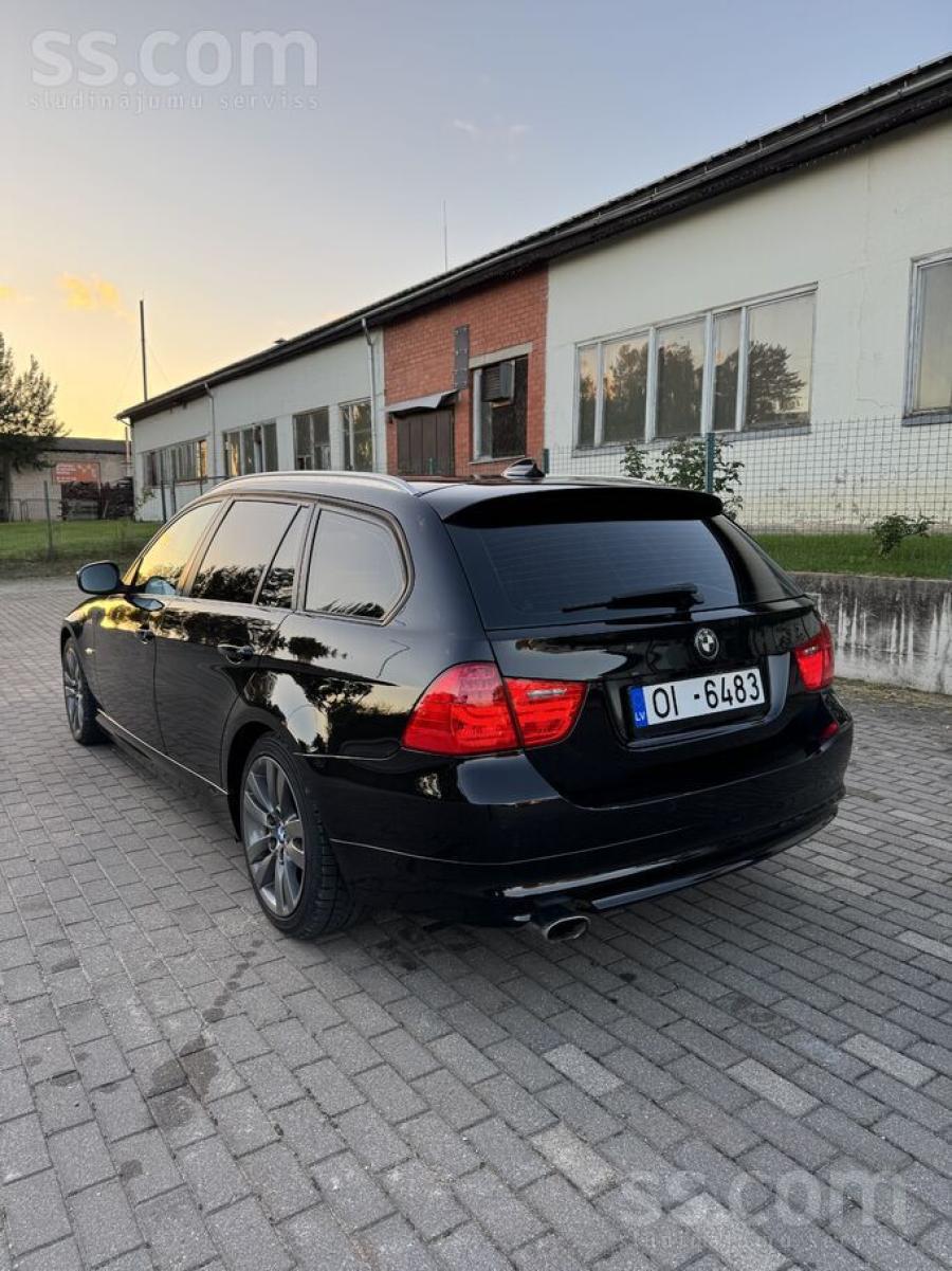 Melns BMW 320 2011 Tukums, ar dzinēja tilpumu 2.00 L un nobraukumu 333 tūkst. km par 5950 €, foto 5 vietnē AUTOMOTO.COM.LV