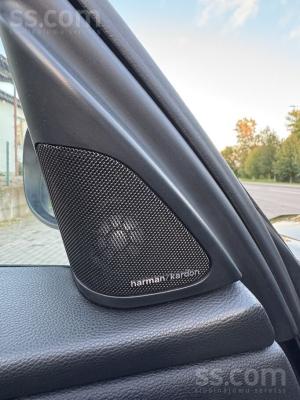 Melns BMW 320 2011 Tukums, ar dzinēja tilpumu 2.00 L un nobraukumu 333 tūkst. km par 5950 €, foto 12 vietnē AUTOMOTO.COM.LV