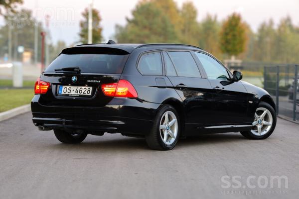 Black BMW 320 2011 in Jelgava, with an engine capacity of 2.00 L and mileage of 321 thousand km for 5650 €, photo 5 on AUTOMOTO.COM.LV