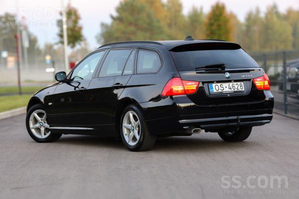 Black BMW 320 2011 in Jelgava, with an engine capacity of 2.00 L and mileage of 321 thousand km for 5650 €, photo 7 on AUTOMOTO.COM.LV