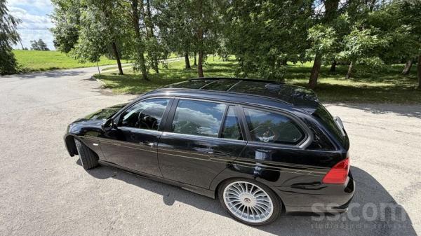 BMW 320 2011 RÄ«ga vietnÄ Melns BMW 320 2011 RÄ«ga, ar dzinÄja tilpumu 2.00 L un nobraukumu 305 tÅ«kst. km par 8950 ā¬, foto 8 vietnÄ AUTOMOTO.COM.LV