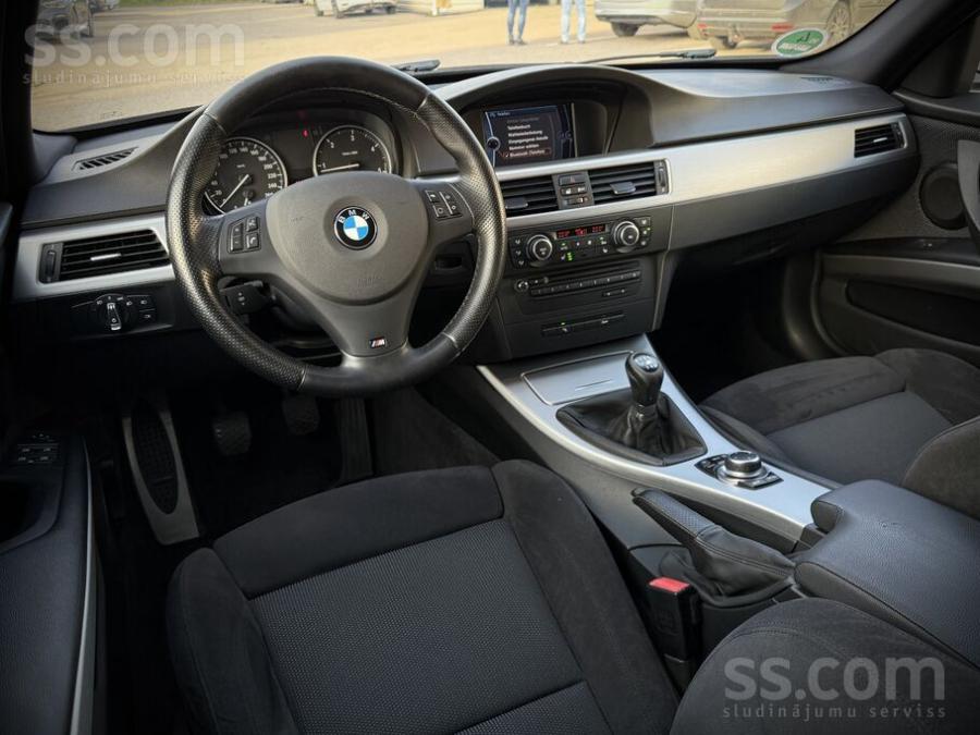 Melns BMW 320 2012 Tukums, ar dzinēja tilpumu 2.00 L un nobraukumu 270 tūkst. km par 7200 €, foto 5 vietnē AUTOMOTO.COM.LV