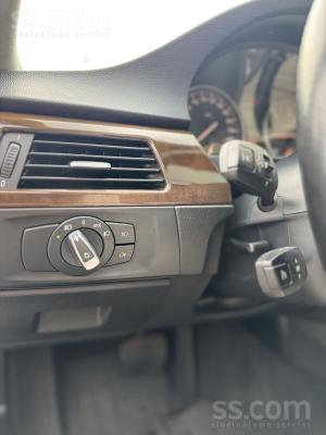 Melns BMW 320 2012 Rīga, ar dzinēja tilpumu 2.00 L un nobraukumu 285 tūkst. km par 6800 €, foto 16 vietnē AUTOMOTO.COM.LV