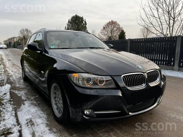 Black BMW 320 2012 in Riga, with an engine capacity of 2.00 L and mileage of 232 thousand km for 6200 €, photo 2 on AUTOMOTO.COM.LV