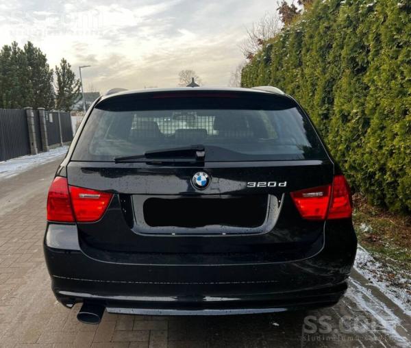 Black BMW 320 2012 in Riga, with an engine capacity of 2.00 L and mileage of 232 thousand km for 6200 €, photo 6 on AUTOMOTO.COM.LV