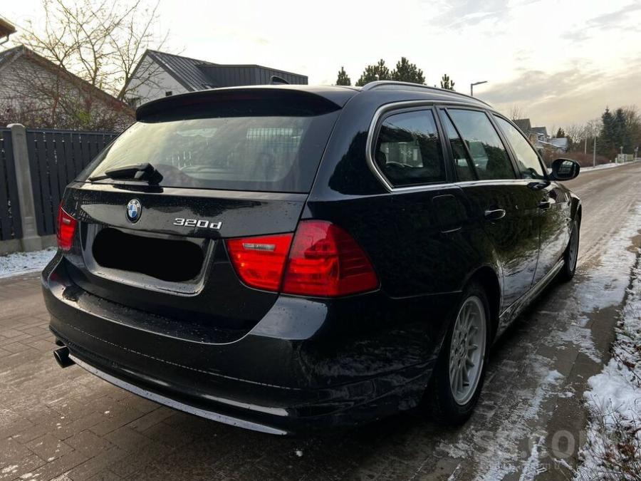 Melns BMW 320 2012 Rīga, ar dzinēja tilpumu 2.00 L un nobraukumu 232 tūkst. km par 6200 €, foto 7 vietnē AUTOMOTO.COM.LV