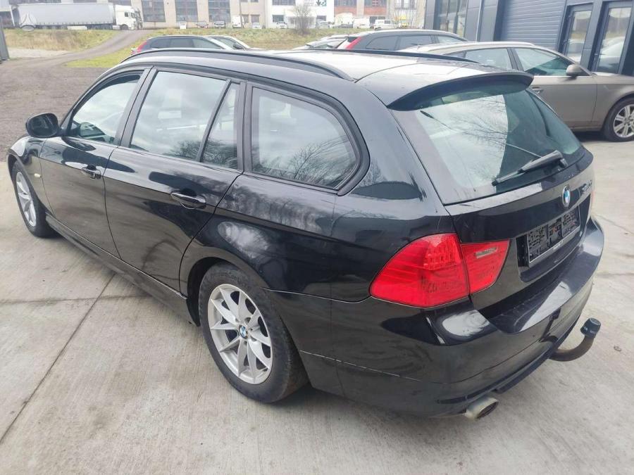 Black BMW 320 2012 in Utena, with an engine capacity of 2.00 L and mileage of 265 thousand km for 4150 €, photo 3 on AUTOMOTO.COM.LV