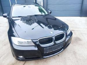 Black BMW 320 2012 in Utena, with an engine capacity of 2.00 L and mileage of 265 thousand km for 4150 €, photo 13 on AUTOMOTO.COM.LV