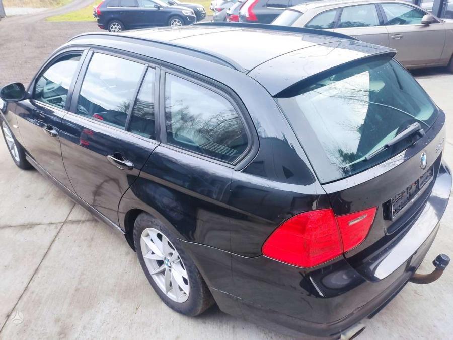 Black BMW 320 2012 in Utena, with an engine capacity of 2.00 L and mileage of 265 thousand km for 4150 €, photo 17 on AUTOMOTO.COM.LV