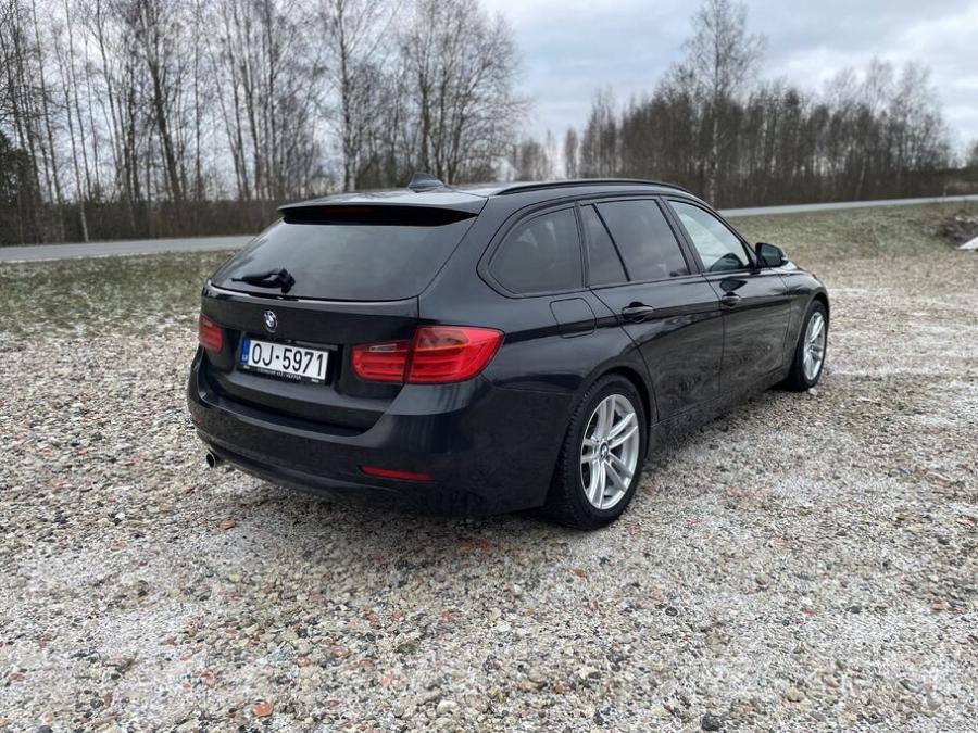 Black BMW 320 2012 in Cesis, with an engine capacity of 2.00 L and mileage of 0 thousand km for 7990 €, photo 4 on AUTOMOTO.COM.LV