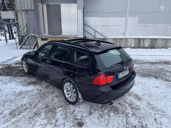 Melns BMW 320 2012 Viļņa, ar dzinēja tilpumu 2.00 L un nobraukumu 196 tūkst. km par 5300 €, foto 4 vietnē AUTOMOTO.COM.LV