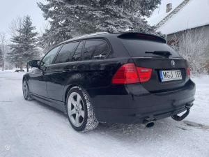 Black BMW 320 2012 in Panevezys, with an engine capacity of 2.00 L and mileage of 361 thousand km for 4700 €, photo 6 on AUTOMOTO.COM.LV