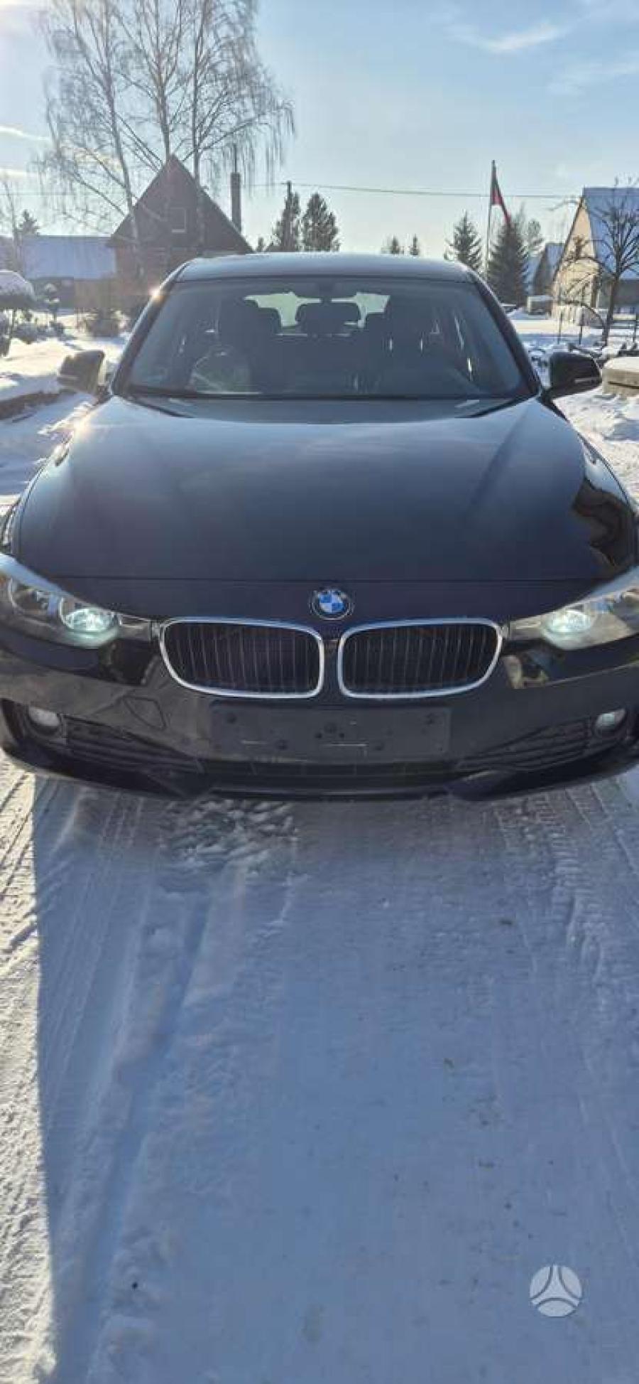 Black BMW 320 2012 in Kupiskis, with an engine capacity of 2.00 L and mileage of 330 thousand km for 5500 €, photo 3 on AUTOMOTO.COM.LV
