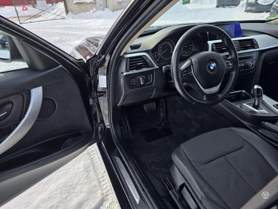 Black BMW 320 2012 in Telschi, with an engine capacity of 2.00 L and mileage of 248 thousand km for 7200 €, photo 25 on AUTOMOTO.COM.LV