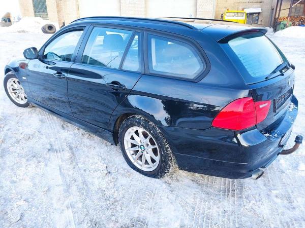 Melns BMW 320 2012 Utena, ar dzinēja tilpumu 2.00 L un nobraukumu 266 tūkst. km par 4100 €, foto 10 vietnē AUTOMOTO.COM.LV