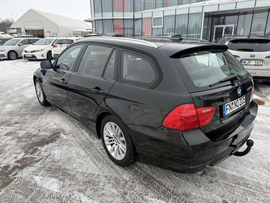 Melns BMW 320 2012 Panevēža, ar dzinēja tilpumu 2.00 L un nobraukumu 317 tūkst. km par 5500 €, foto 6 vietnē AUTOMOTO.COM.LV