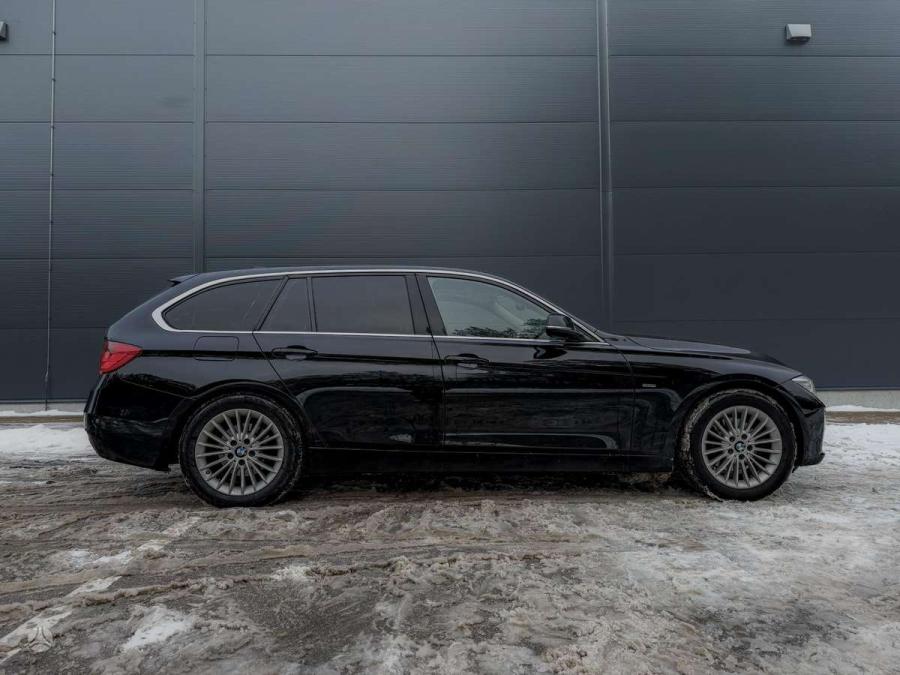 Black BMW 320 2012 in Riga, with an engine capacity of 2.00 L and mileage of 281 thousand km for 8888 €, photo 6 on AUTOMOTO.COM.LV