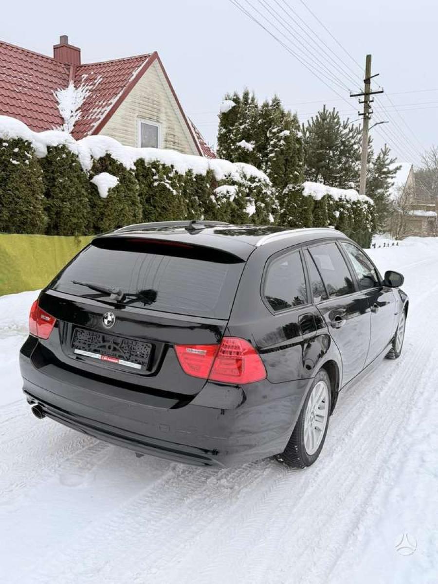 Black BMW 320 2012 in Utena, with an engine capacity of 2.00 L and mileage of 340 thousand km for 5900 €, photo 9 on AUTOMOTO.COM.LV