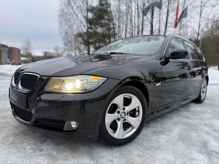 Black BMW 320 2012 in Kazlu Ruda, with an engine capacity of 2.00 L and mileage of 274 thousand km for 5000 €, photo 2 on AUTOMOTO.COM.LV