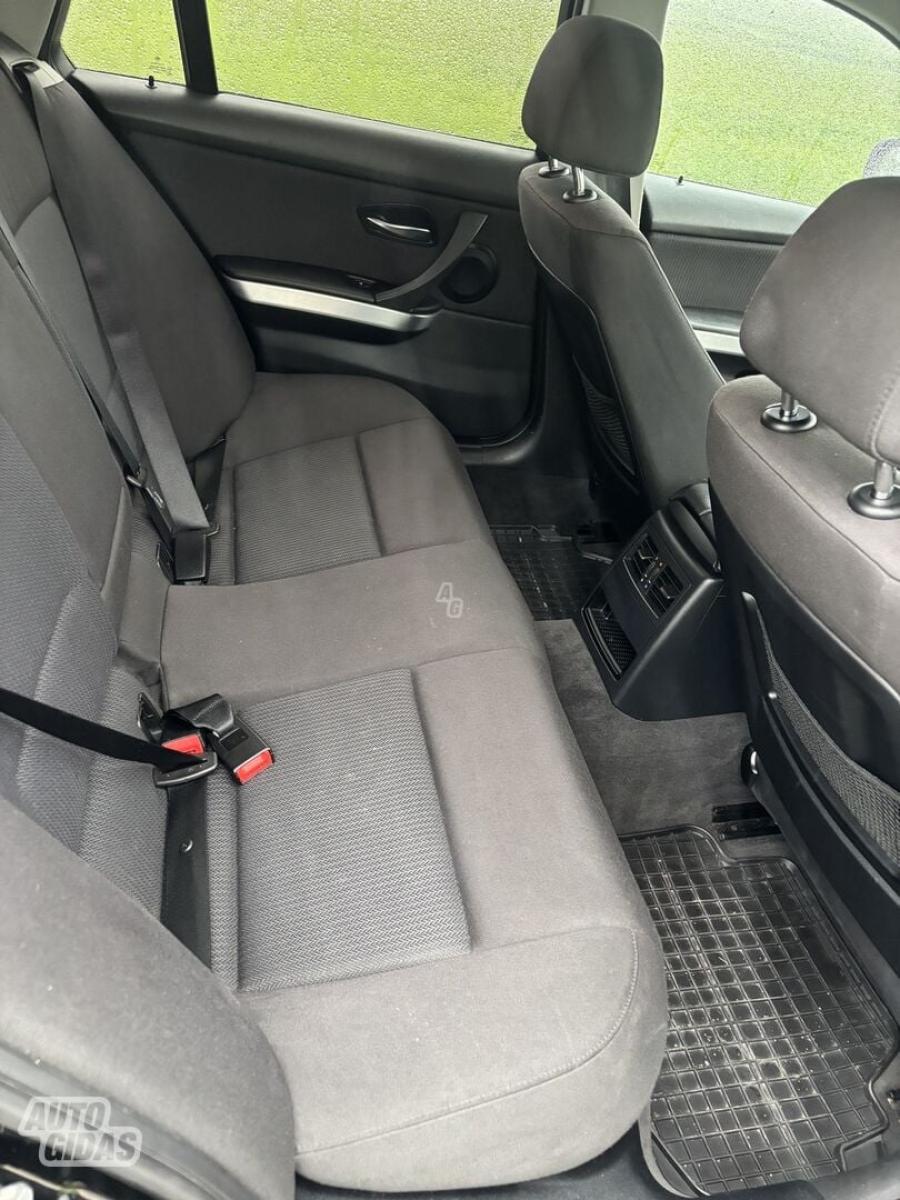Melns BMW 320 2012 Varėna, ar dzinēja tilpumu 2.00 L un nobraukumu 2986 tūkst. km par 5500 €, foto 8 vietnē AUTOMOTO.COM.LV