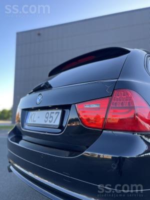 Melns BMW 320 2012 Rīga, ar dzinēja tilpumu 2.00 L un nobraukumu 305 tūkst. km par 5500 €, foto  vietnē AUTOMOTO.COM.LV
