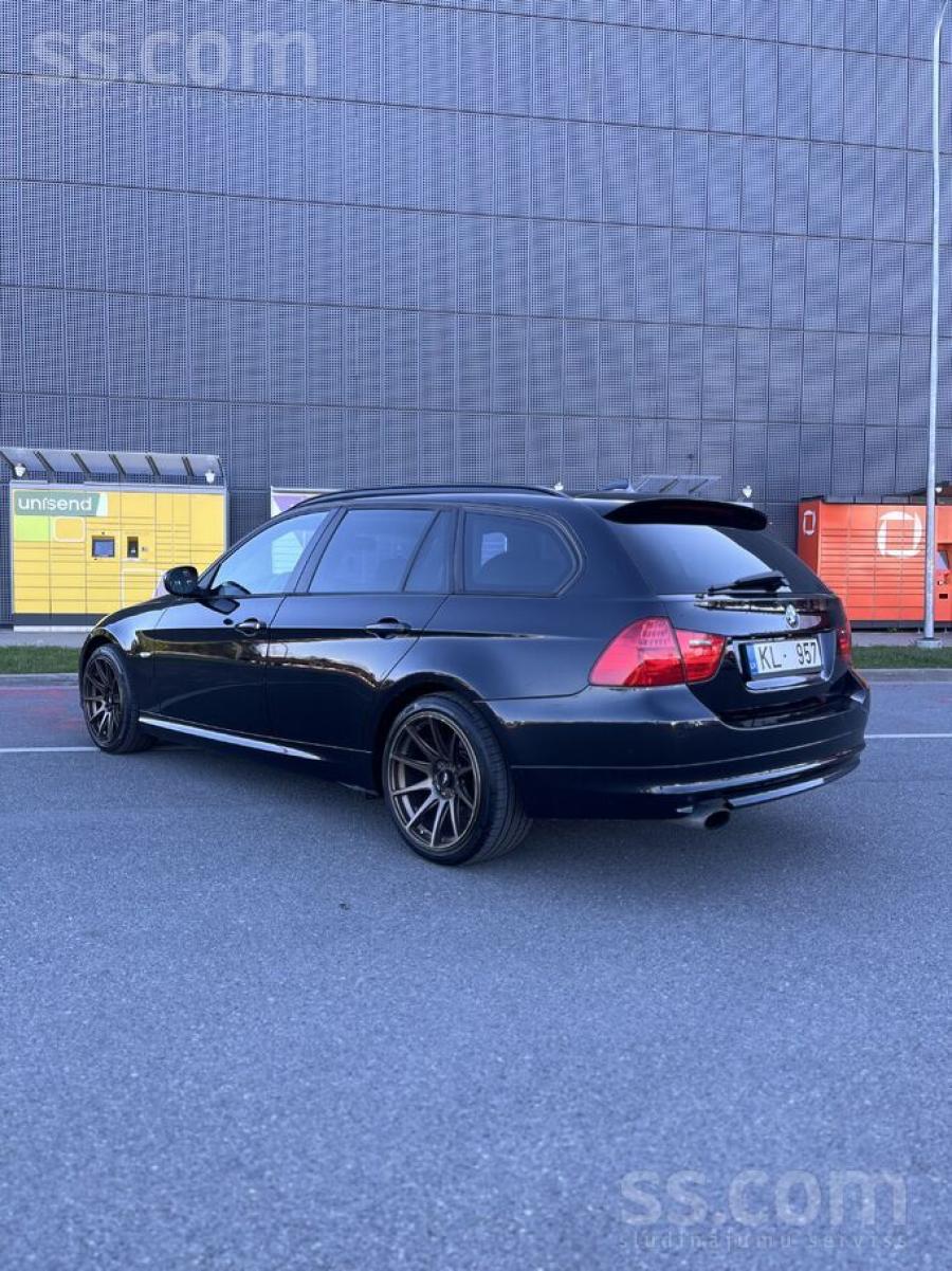 Melns BMW 320 2012 Rīga, ar dzinēja tilpumu 2.00 L un nobraukumu 305 tūkst. km par 5500 €, foto 11 vietnē AUTOMOTO.COM.LV
