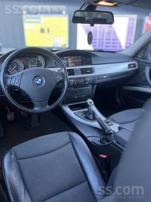 Melns BMW 320 2012 Rīga, ar dzinēja tilpumu 2.00 L un nobraukumu 305 tūkst. km par 5500 €, foto 20 vietnē AUTOMOTO.COM.LV