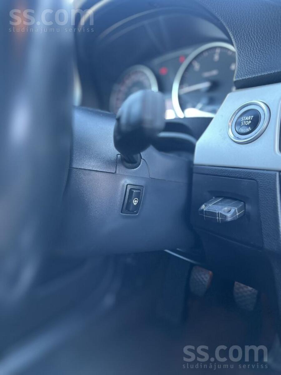 Melns BMW 320 2012 Rīga, ar dzinēja tilpumu 2.00 L un nobraukumu 305 tūkst. km par 5500 €, foto 24 vietnē AUTOMOTO.COM.LV
