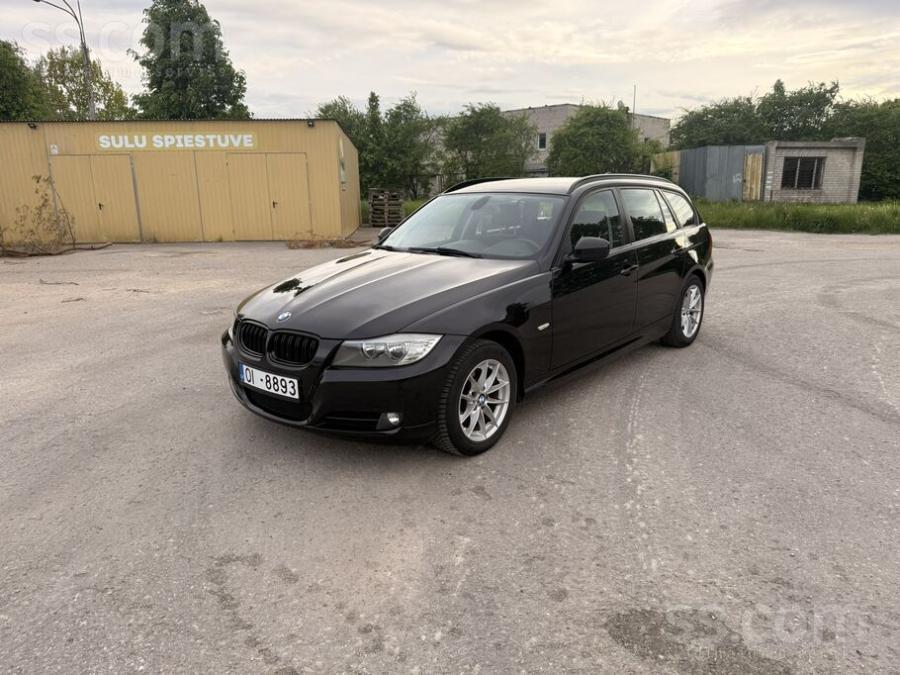 Melns BMW 320 2012 Ogre, ar dzinēja tilpumu 2.00 L un nobraukumu 276 tūkst. km par 4990 €, foto 4 vietnē AUTOMOTO.COM.LV