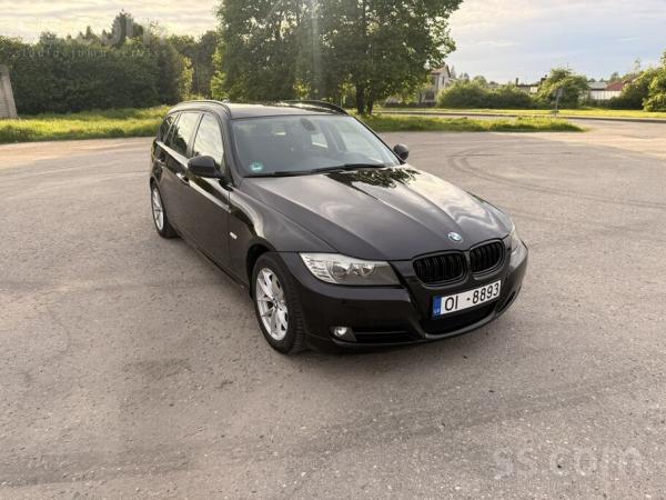 Melns BMW 320 2012 Ogre, ar dzinēja tilpumu 2.00 L un nobraukumu 276 tūkst. km par 4990 €, foto 4 vietnē AUTOMOTO.COM.LV
