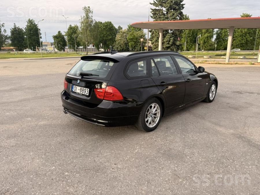 Melns BMW 320 2012 Ogre, ar dzinēja tilpumu 2.00 L un nobraukumu 276 tūkst. km par 4990 €, foto 7 vietnē AUTOMOTO.COM.LV