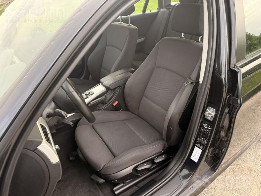 Melns BMW 320 2012 Ogre, ar dzinēja tilpumu 2.00 L un nobraukumu 276 tūkst. km par 4990 €, foto 17 vietnē AUTOMOTO.COM.LV