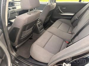 Melns BMW 320 2012 Ogre, ar dzinēja tilpumu 2.00 L un nobraukumu 276 tūkst. km par 4990 €, foto 18 vietnē AUTOMOTO.COM.LV