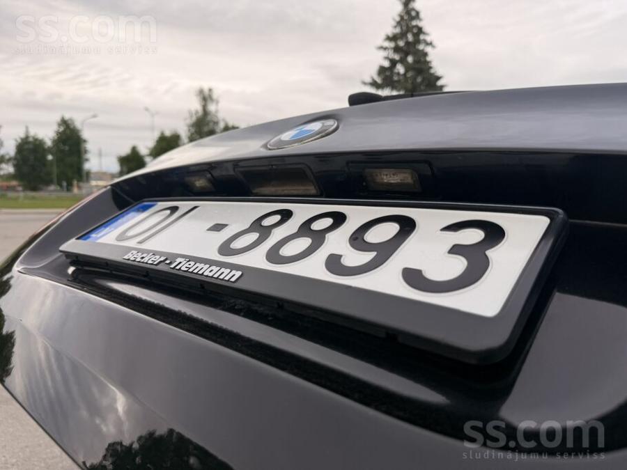 Melns BMW 320 2012 Ogre, ar dzinēja tilpumu 2.00 L un nobraukumu 276 tūkst. km par 4990 €, foto 24 vietnē AUTOMOTO.COM.LV