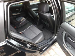 Black BMW 320 2012 in Riga, with an engine capacity of 2.00 L and mileage of 273 thousand km for 4200 €, photo 7 on AUTOMOTO.COM.LV