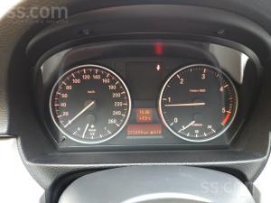 Black BMW 320 2012 in Riga, with an engine capacity of 2.00 L and mileage of 273 thousand km for 4200 €, photo 8 on AUTOMOTO.COM.LV