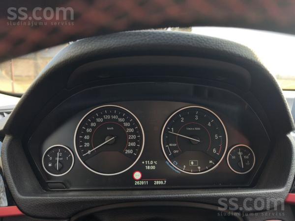 Black BMW 320 2012 in Jelgava, with an engine capacity of 2.00 L and mileage of 266 thousand km for 7700 €, photo 7 on AUTOMOTO.COM.LV