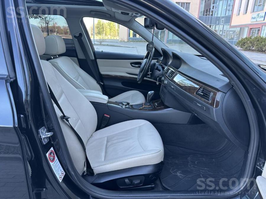 Black BMW 320 2012 in Jelgava, with an engine capacity of 2.00 L and mileage of 285 thousand km for 6350 €, photo 14 on AUTOMOTO.COM.LV