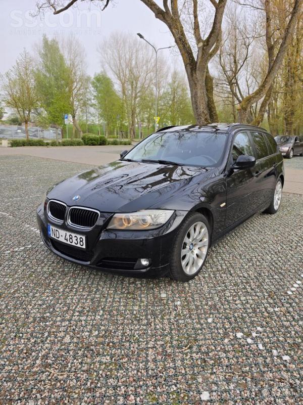 Melns BMW 320 2012 Liepāja, ar dzinēja tilpumu 2.00 L un nobraukumu 321 tūkst. km par 5990 €, foto 1 vietnē AUTOMOTO.COM.LV