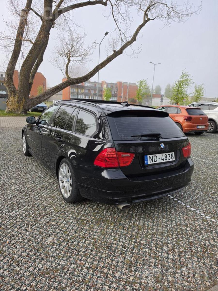 Melns BMW 320 2012 Liepāja, ar dzinēja tilpumu 2.00 L un nobraukumu 321 tūkst. km par 5990 €, foto 4 vietnē AUTOMOTO.COM.LV